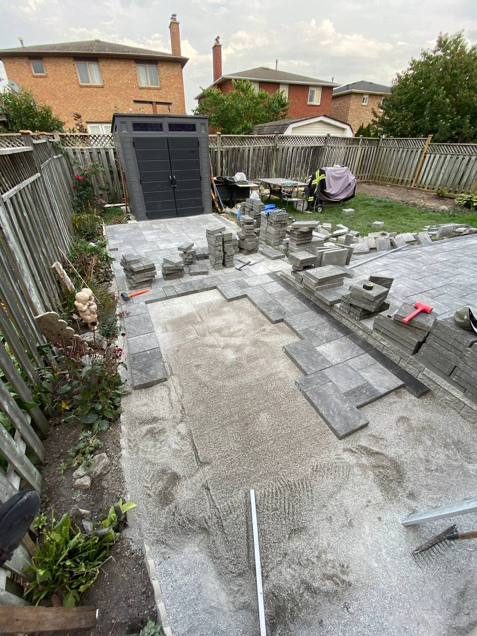 Backyard Interlock – Interlocking Walkway, Patio, Around Pool | Magic ...